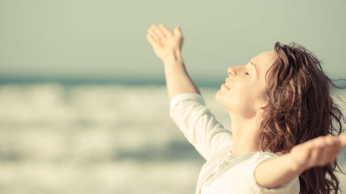 3 Ways to Overcome a Heavy Hurting Heart - Healthy You Healthy Love